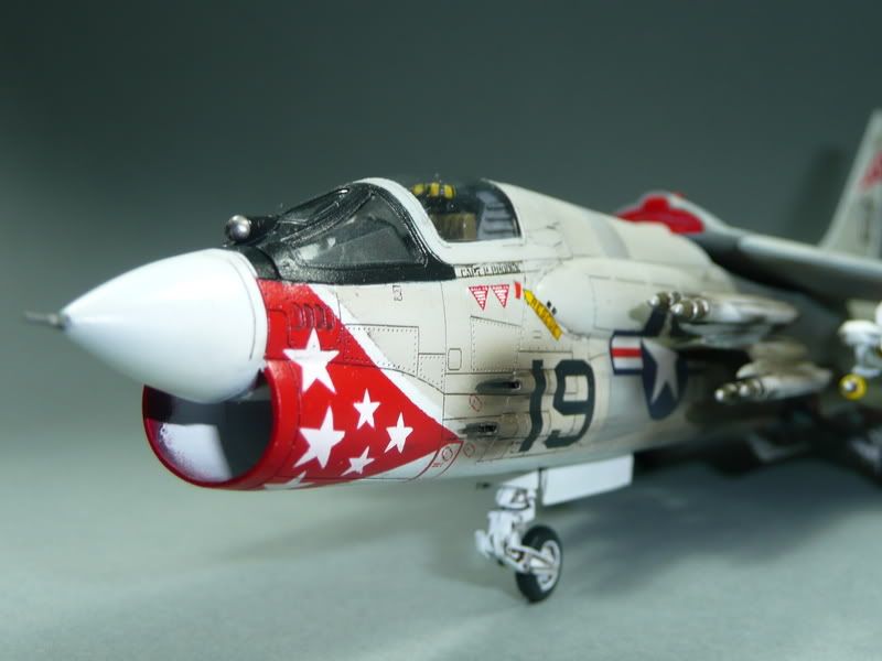 Academy 1 72 F 8e Crusader Ready For Inspection Aircraft
