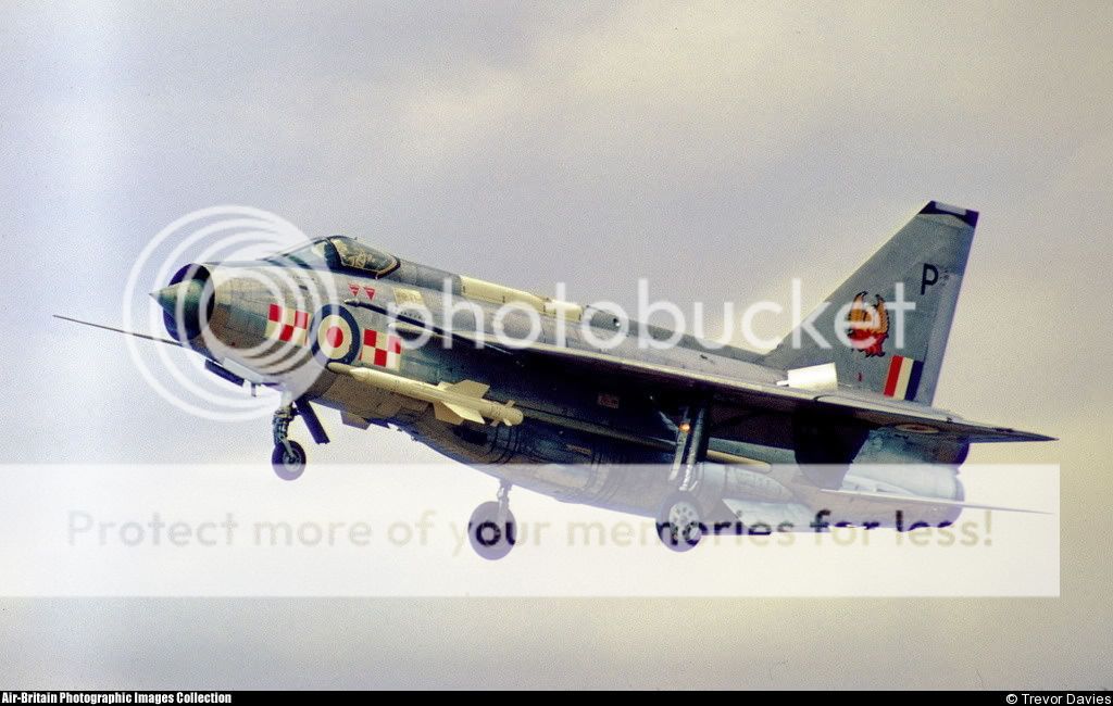 BAE Hawk 209, single-seat attack version of the famous British trainer ...