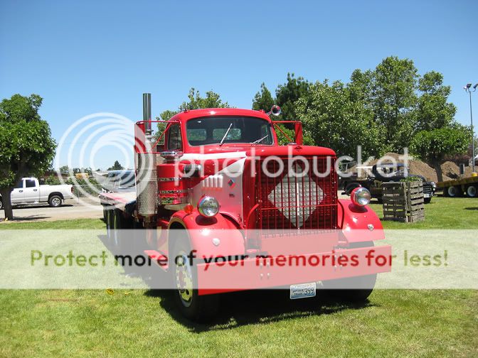 Melonreo's new toy DIAMOND T 950 - Forum - Historic Commercial Vehicle ...