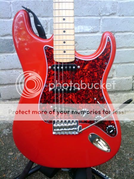 Your favourite Strat body/pickguard colour combination? - Ultimate Guitar